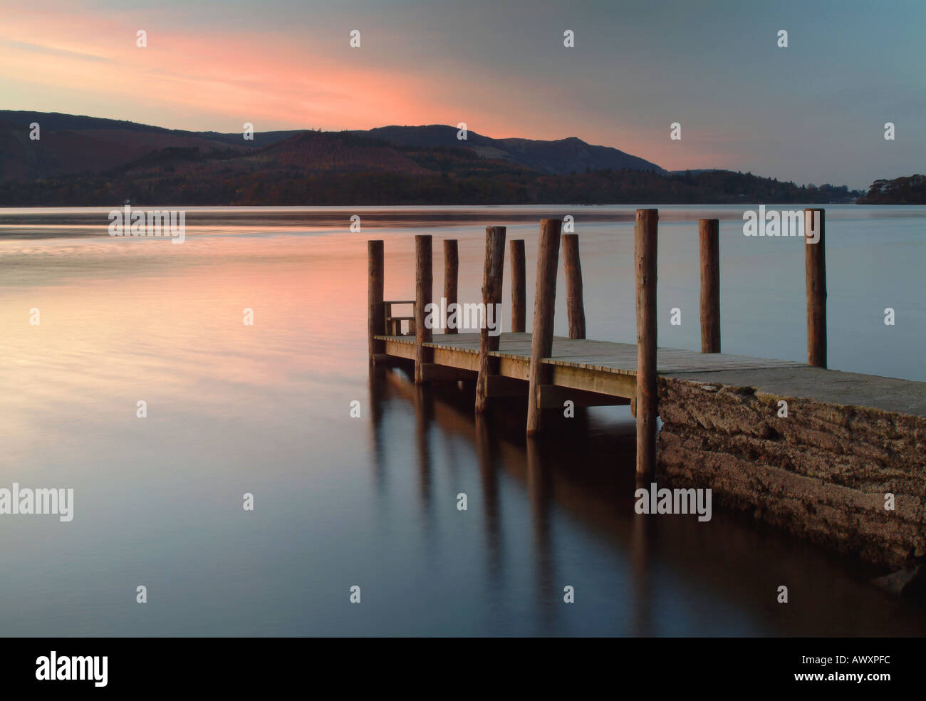 Timber ferry pier hi-res stock photography and images - Alamy