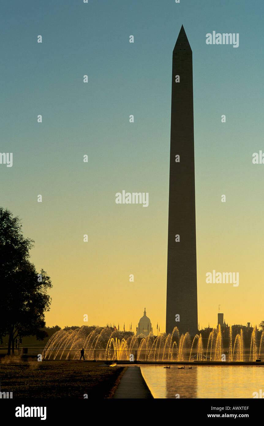 American mall water park hi-res stock photography and images - Alamy