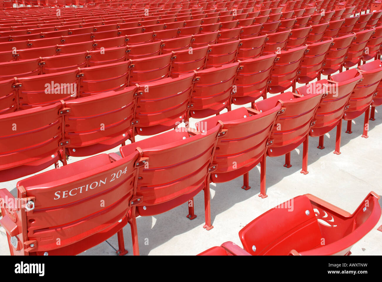 Theatre box seat hi-res stock photography and images - Alamy