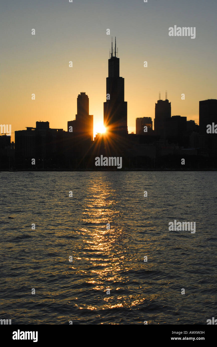 Chicago Illinois sunset scene, late afternoon Stock Photo - Alamy
