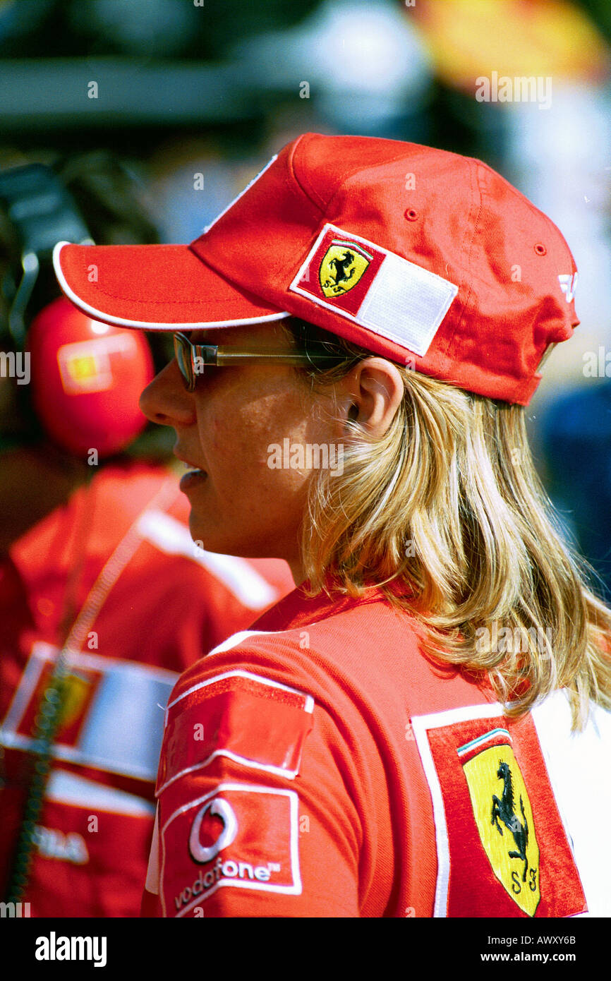 Ferrari formula 1 pit crew hi-res stock photography and images - Alamy