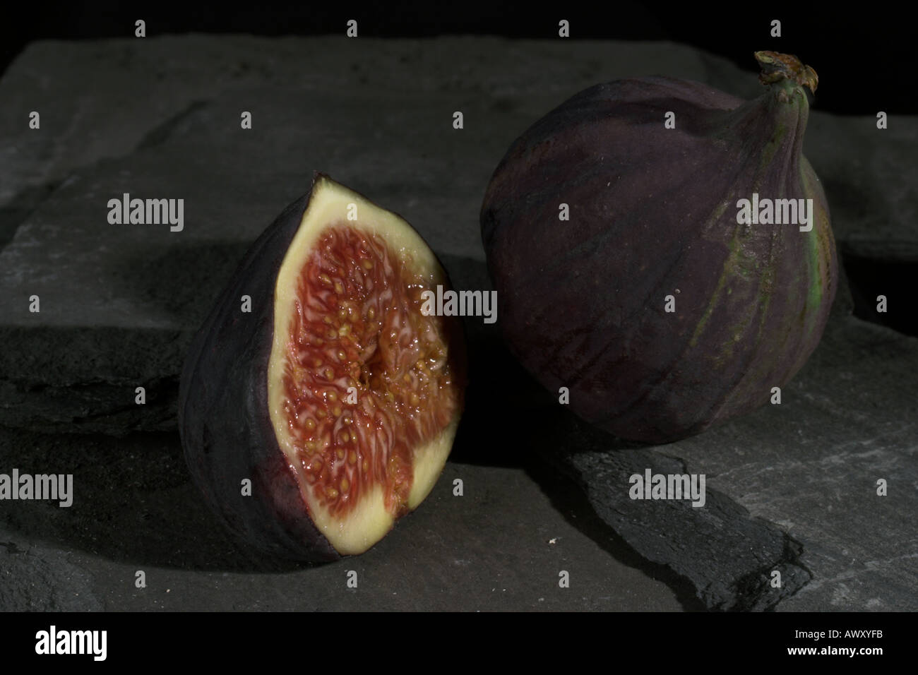 Fragments slate hi-res stock photography and images - Alamy