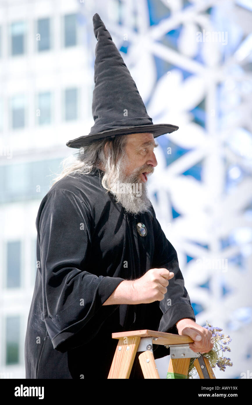 The Wizard of Christchurch has been an icon of the city for more than ...