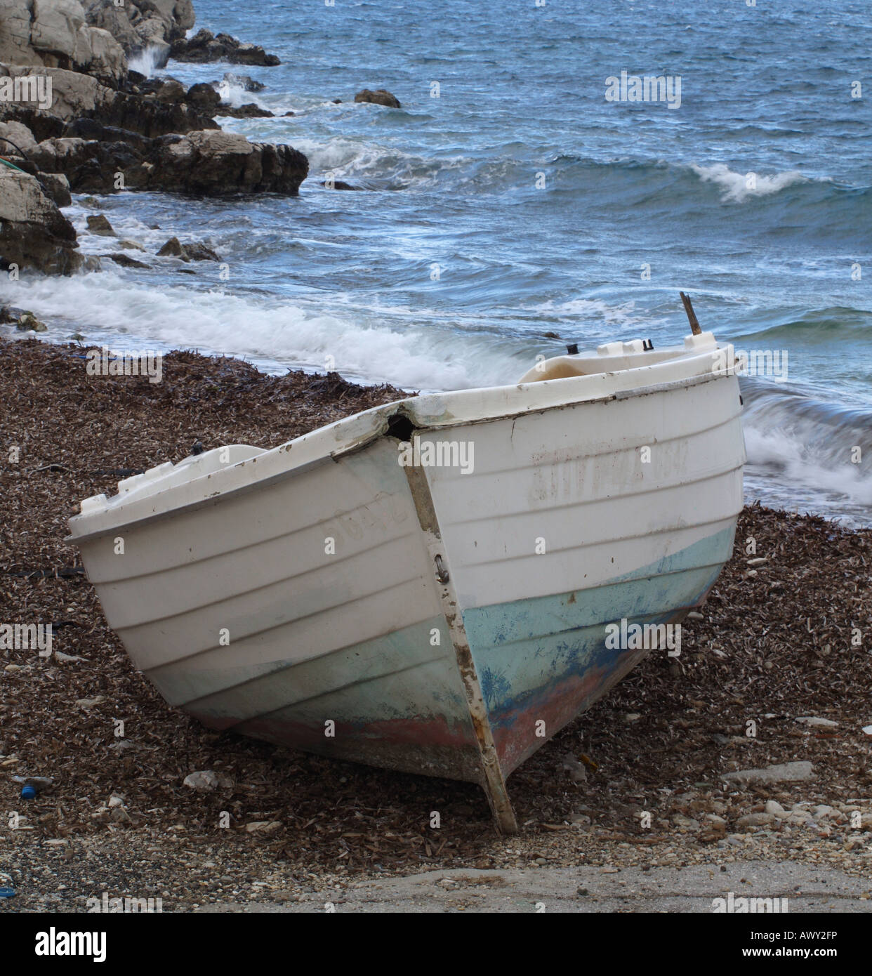 Old traditional greek rowing boat High Resolution Stock Photography and ...