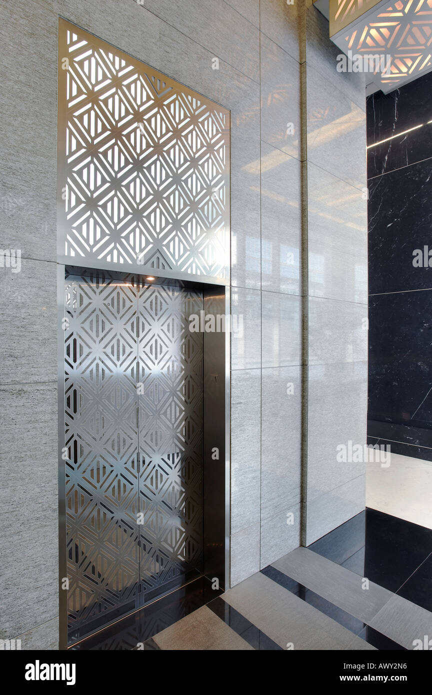 THE GATE, DUBAI, UNITED ARAB EMIRATES Stock Photo - Alamy