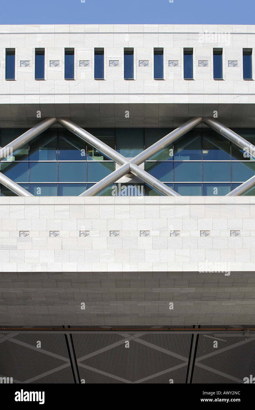 Structural crosses hi-res stock photography and images - Alamy