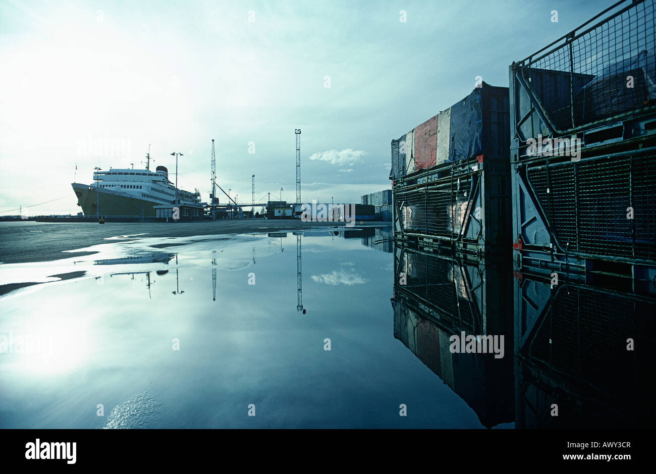 Ferry port melbourne australia hi-res stock photography and images - Alamy