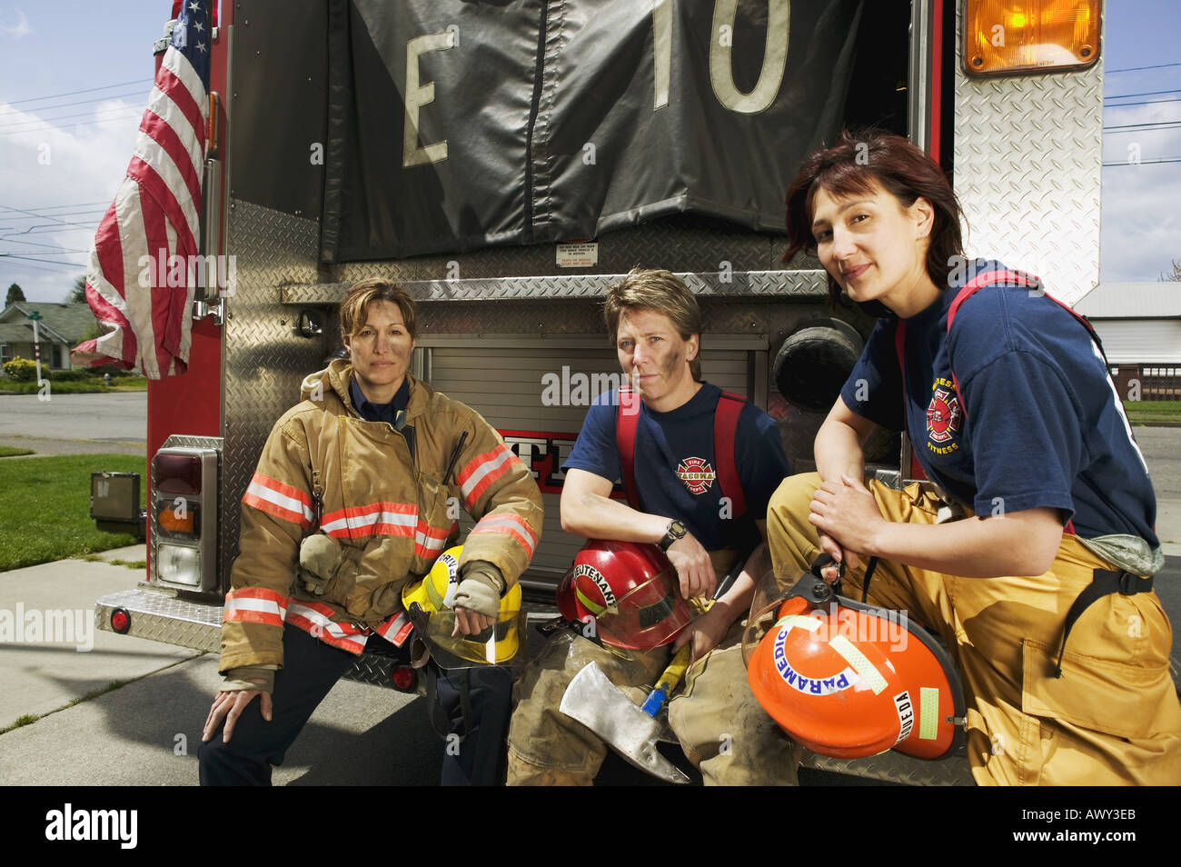 Female firefighters of color hi-res stock photography and images - Alamy
