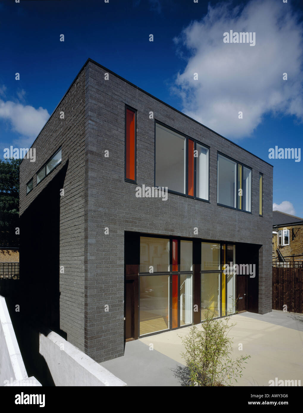 THE NAIL HOUSE, LONDON, UK Stock Photo - Alamy