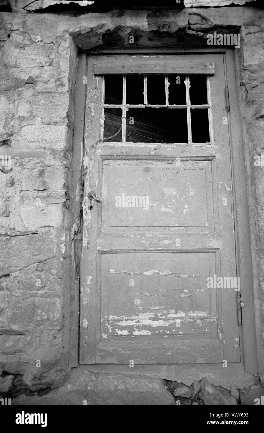 1980s house exterior hi-res stock photography and images - Alamy