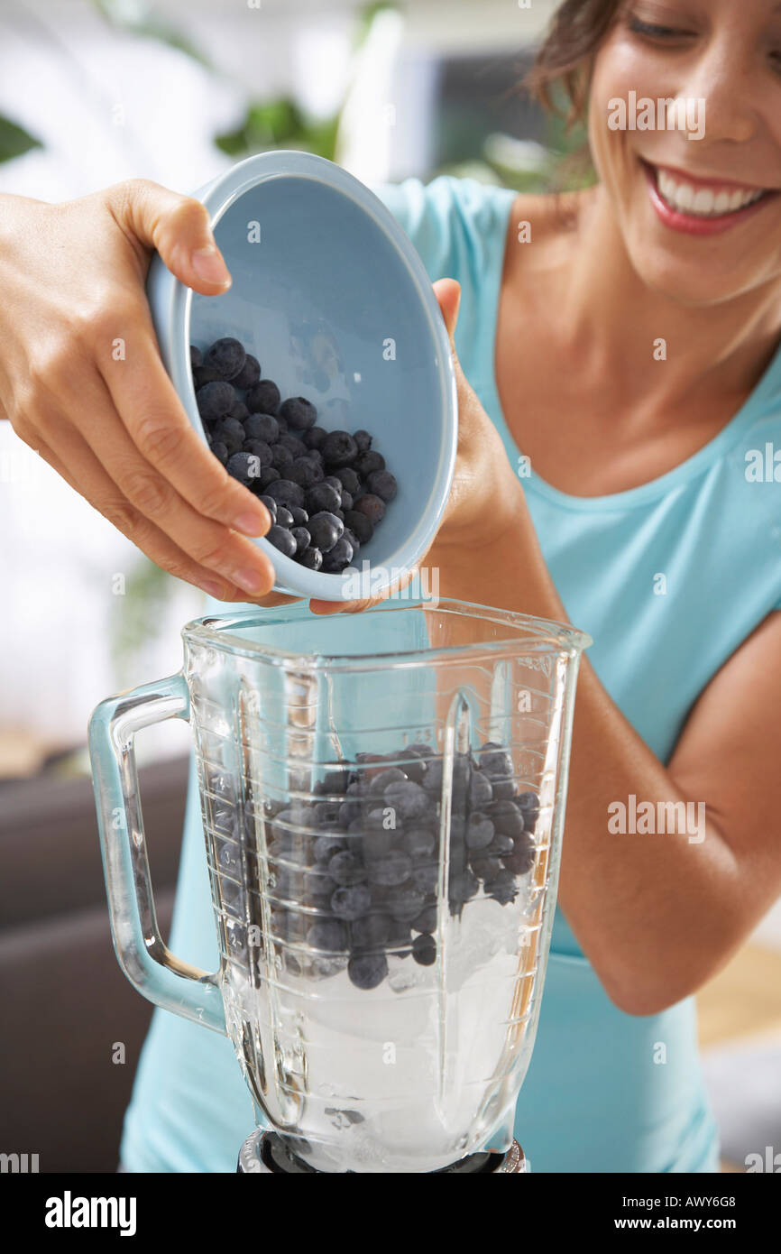 Lady making milkshake hi-res stock photography and images - Alamy