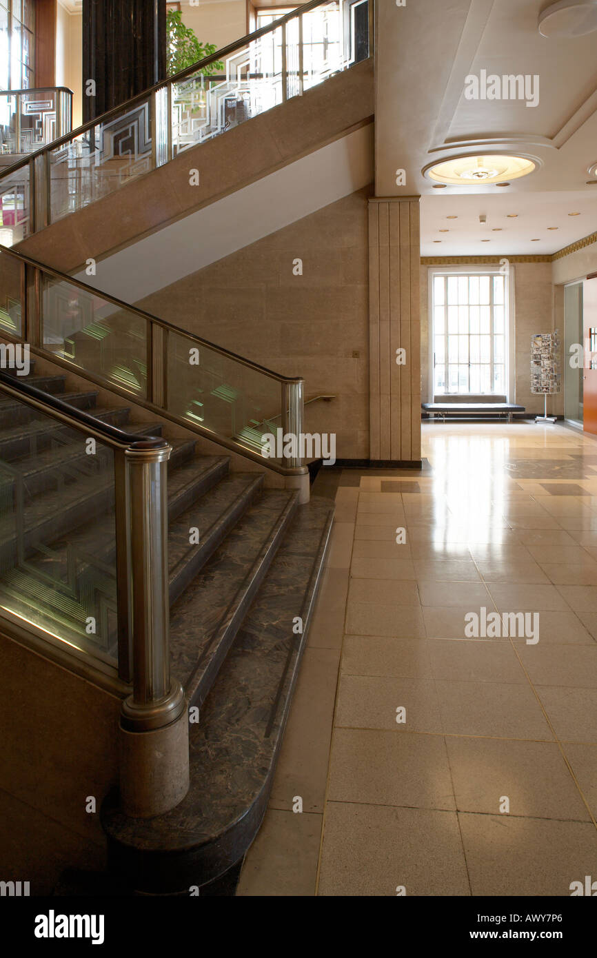 RIBA BUILDING 1934, LONDON, UK Stock Photo - Alamy