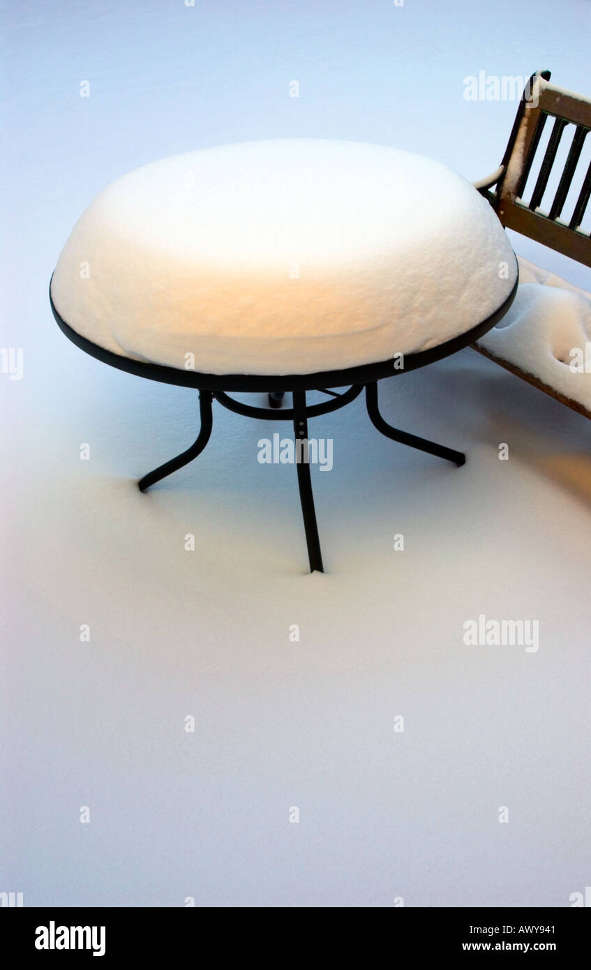 Winter scene in backyard Stock Photo - Alamy