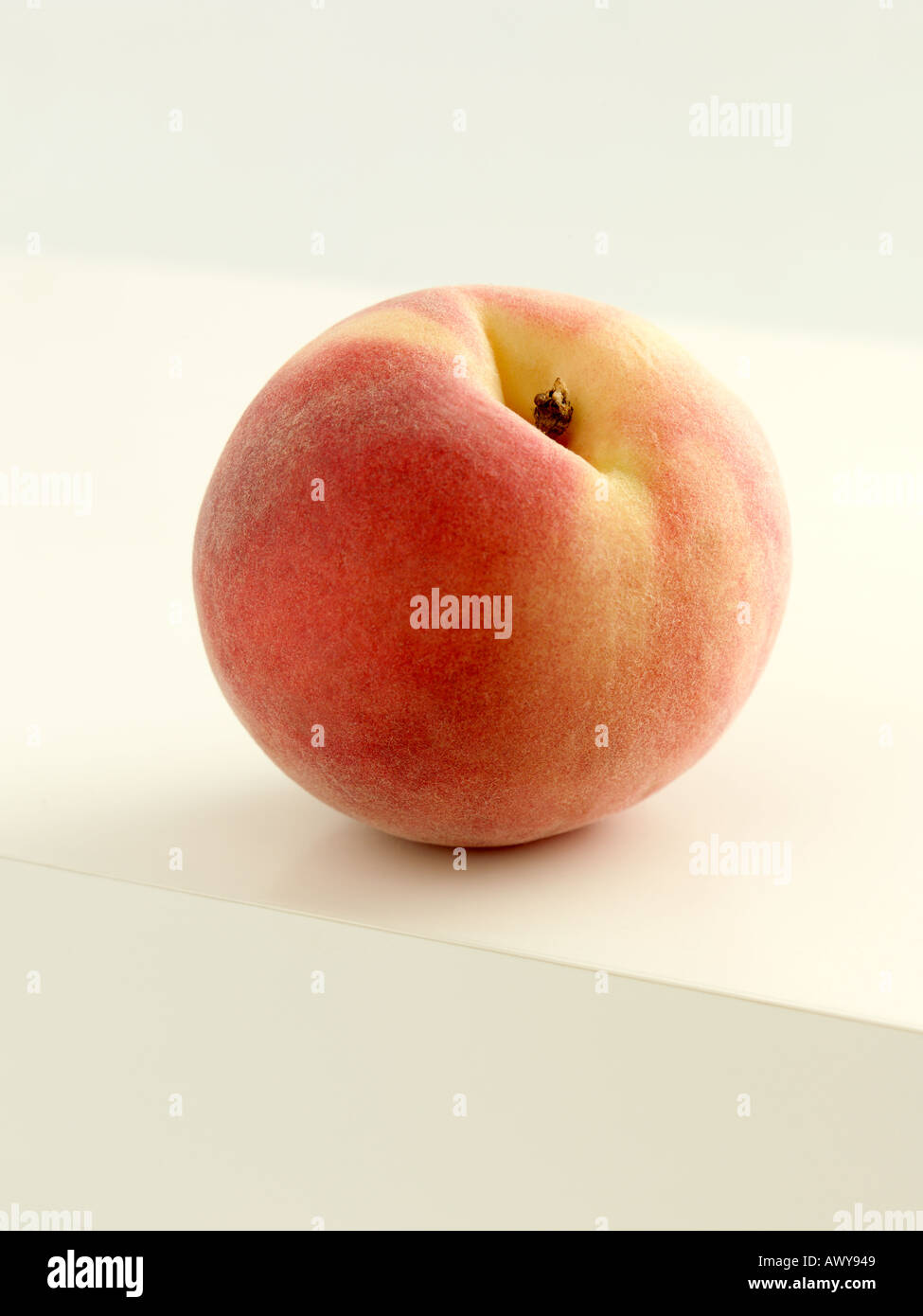 Prunus persica white flesh peach hi-res stock photography and images ...