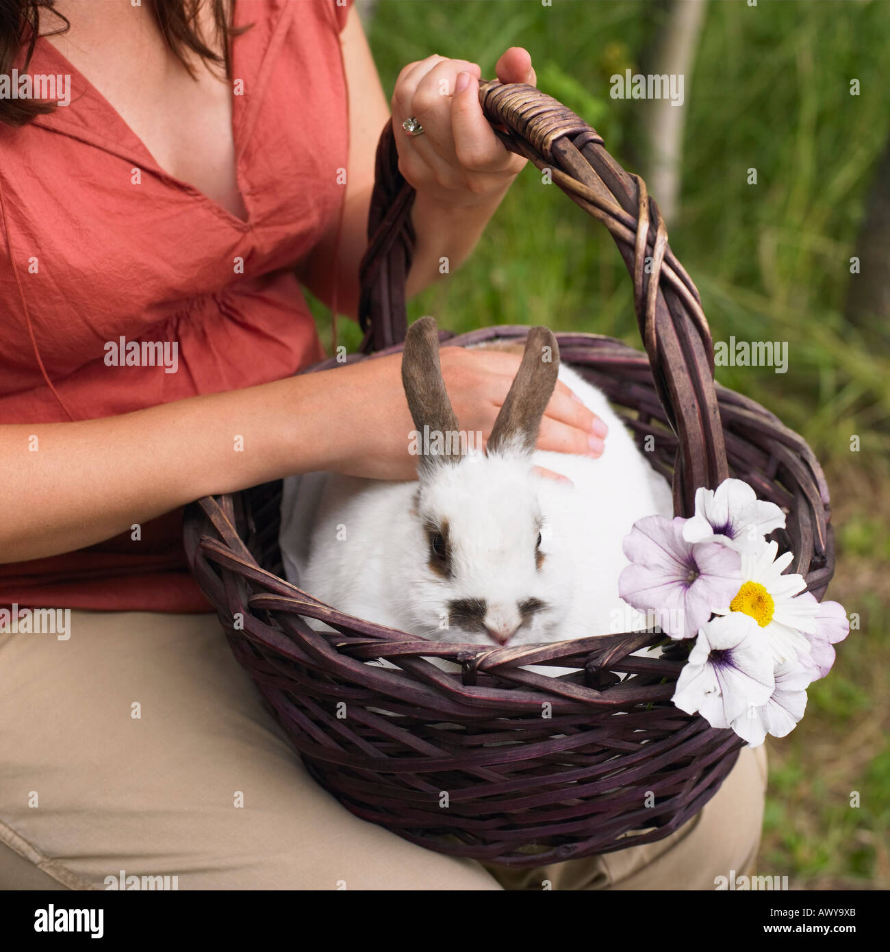 Easter bunny woman dressed as hi-res stock photography and images - Alamy