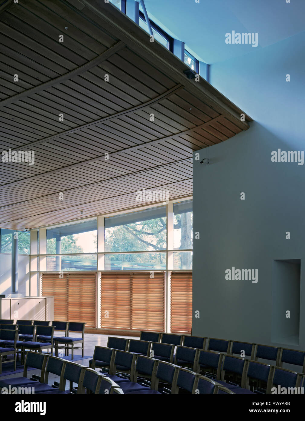 CHILTERNS CREMATORIUM, AMERSHAM, UK Stock Photo - Alamy