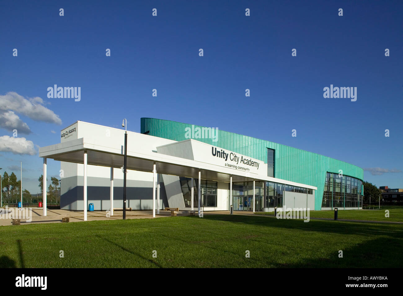 City academy hi-res stock photography and images - Alamy