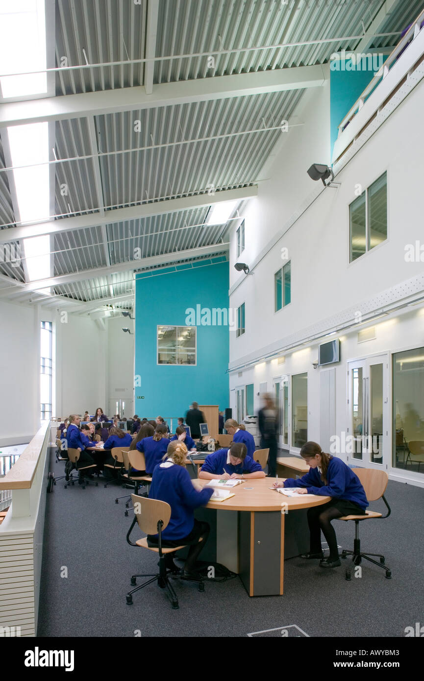 Unity city academy hi-res stock photography and images - Alamy