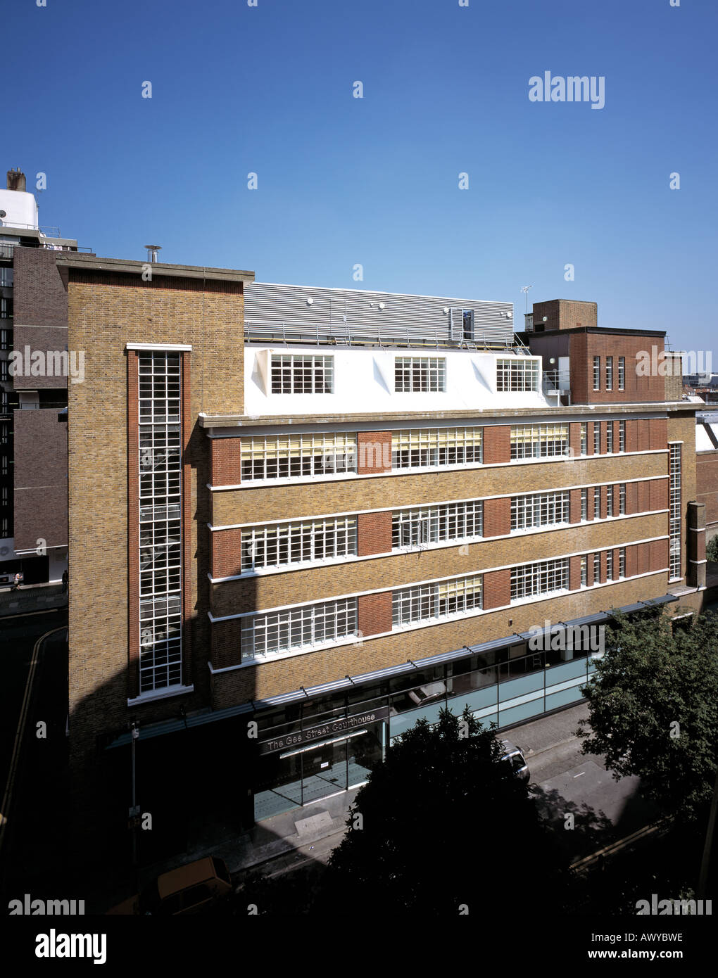 London tribunal building hi-res stock photography and images - Alamy
