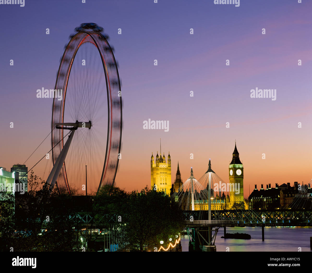 The thames hi-res stock photography and images - Alamy