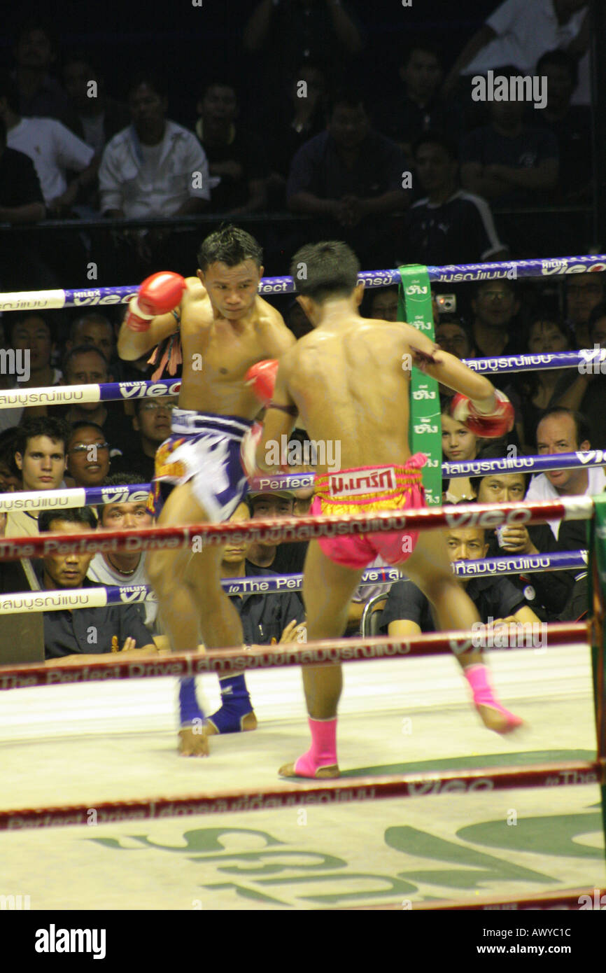 Lumpinee boxing stadium hi-res stock photography and images - Alamy