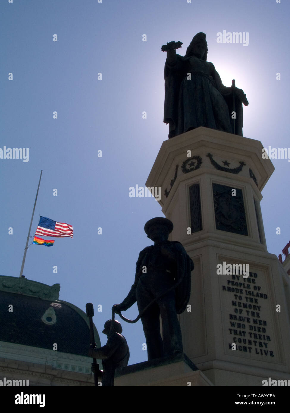 Looking up at statues in a downtown city Stock Photo - Alamy