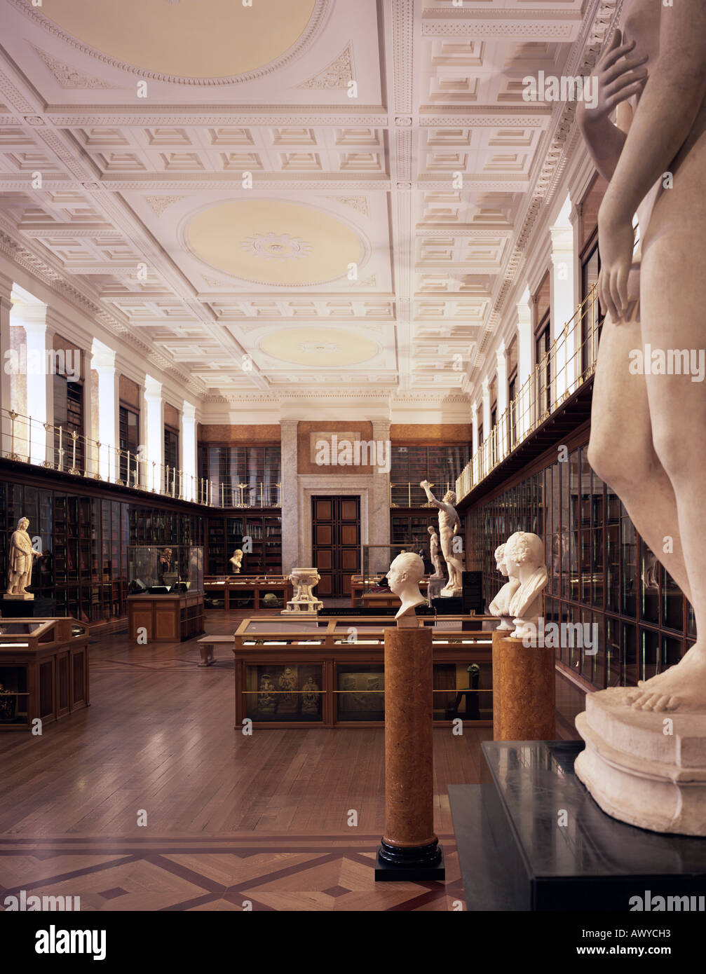 The british library building london hi-res stock photography and images ...