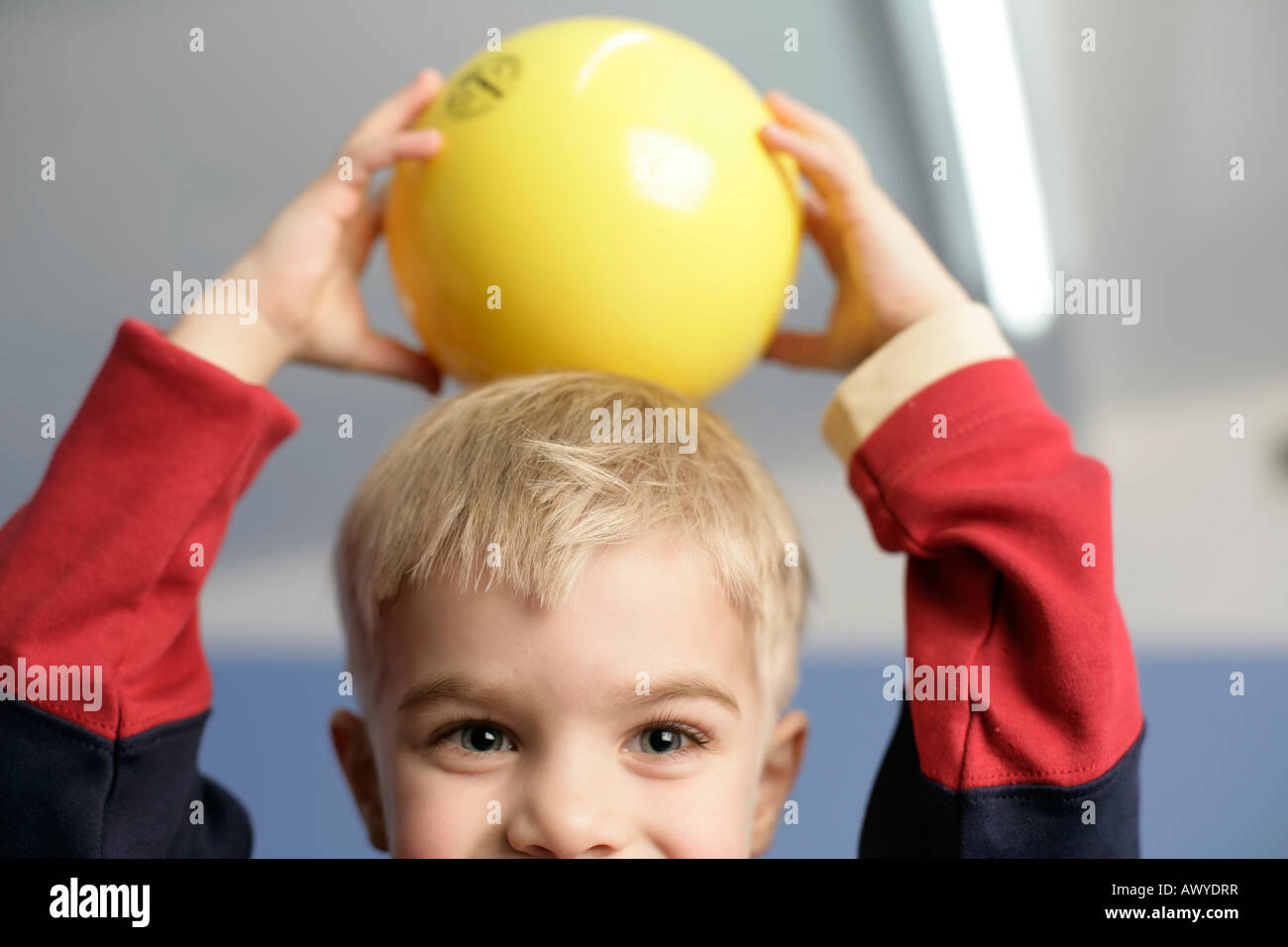 Ball over head hi-res stock photography and images - Alamy
