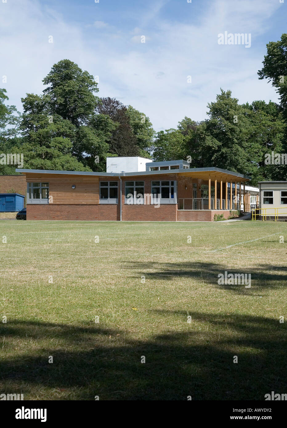 THE PARK SCHOOL EXTENSION, WOKING, UK Stock Photo - Alamy
