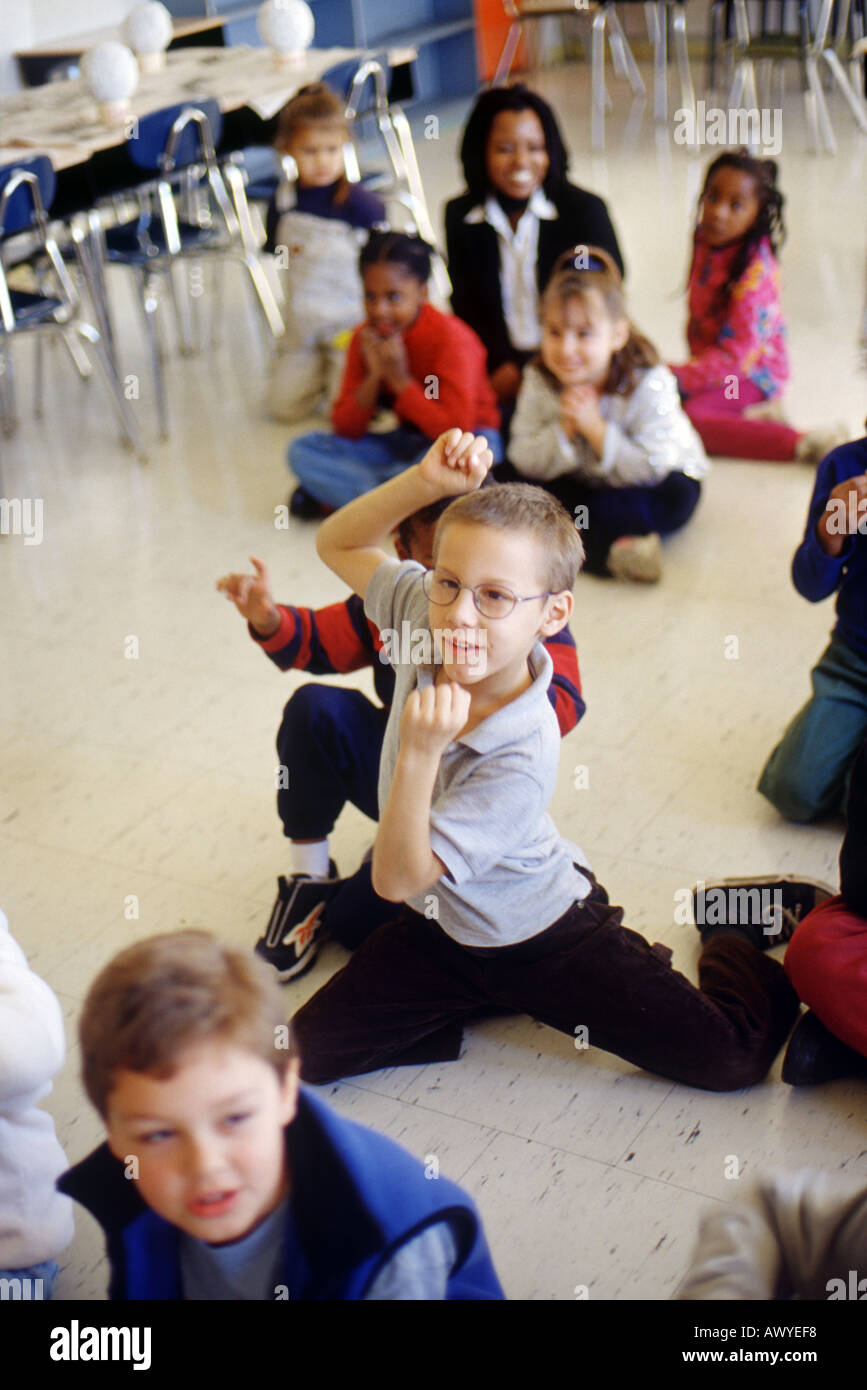 First grade kids classroom hi-res stock photography and images - Alamy