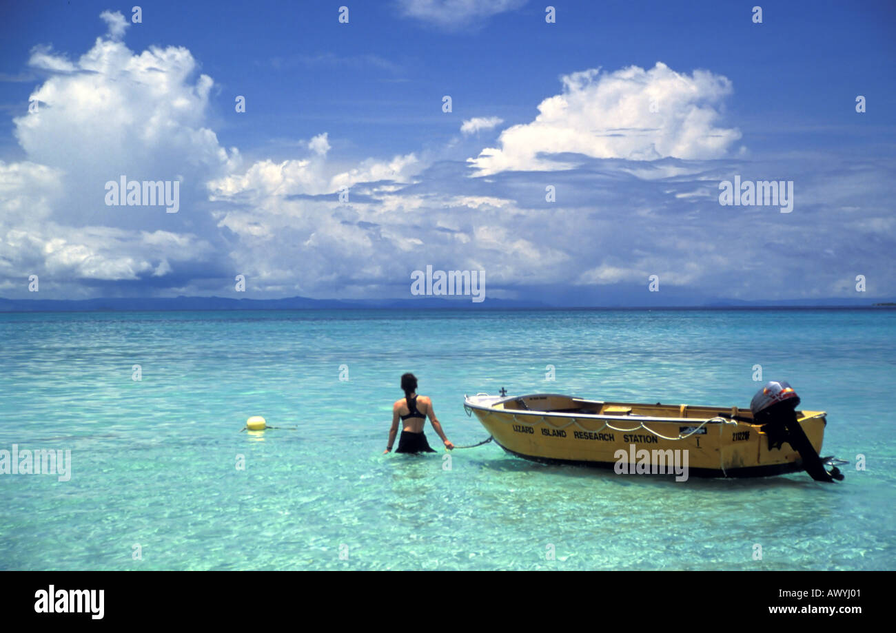 Mooring the boat, Lizard Island, Great Barrier Reef Stock Photo - Alamy
