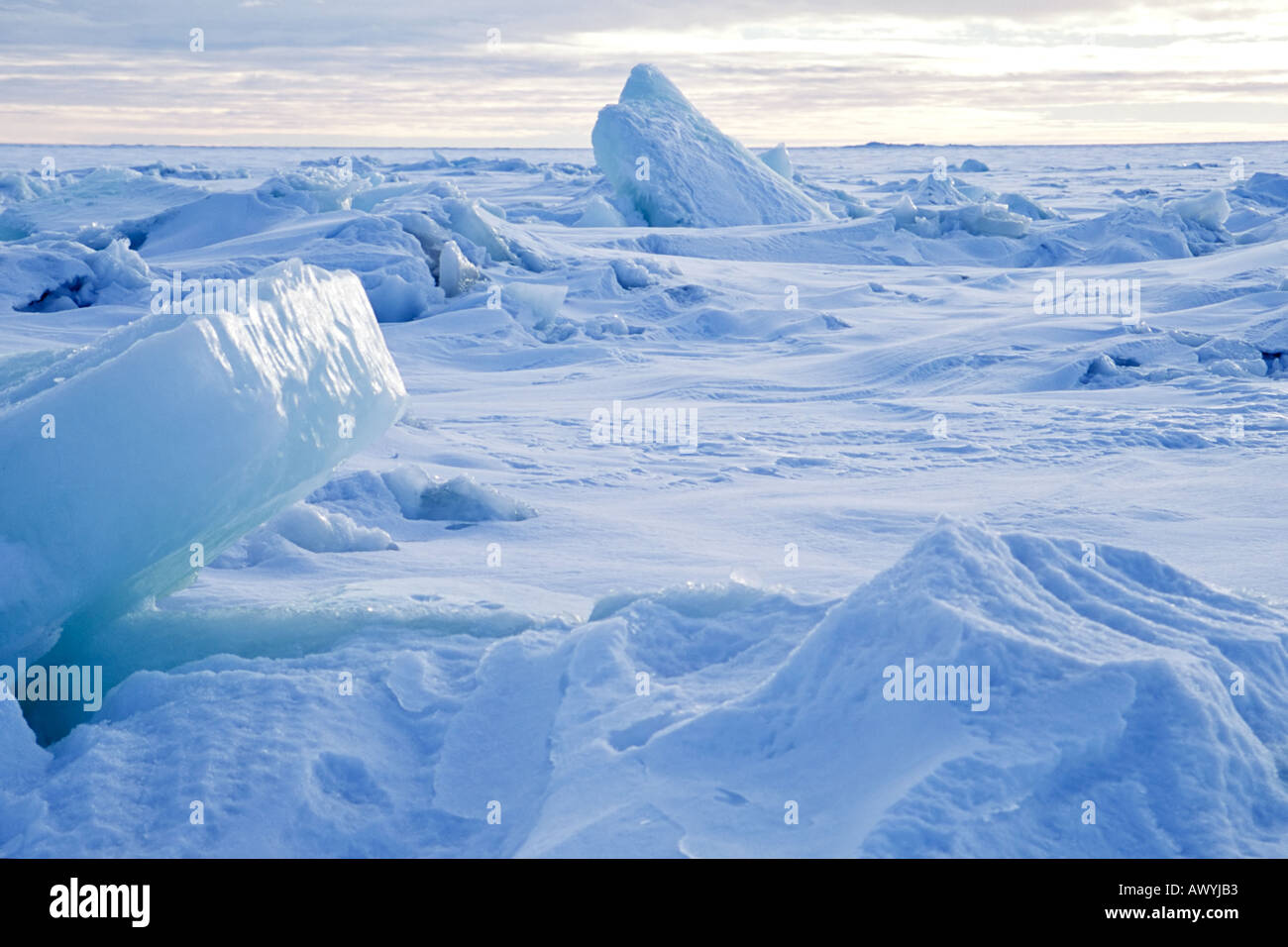 Slab frozen sea arctic hi-res stock photography and images - Alamy
