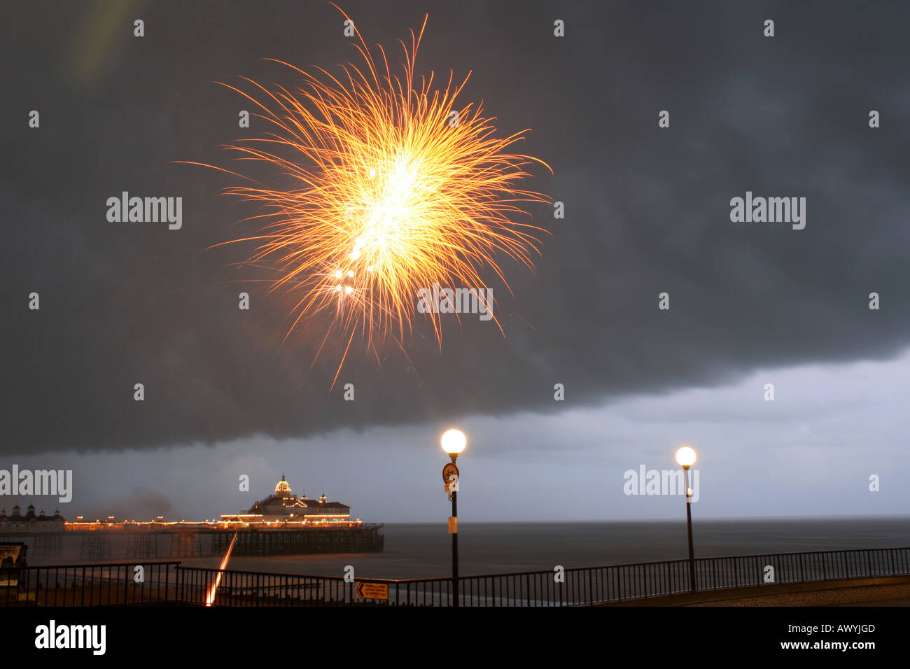 Fireworks display Eastbourne pier Stock Photo - Alamy