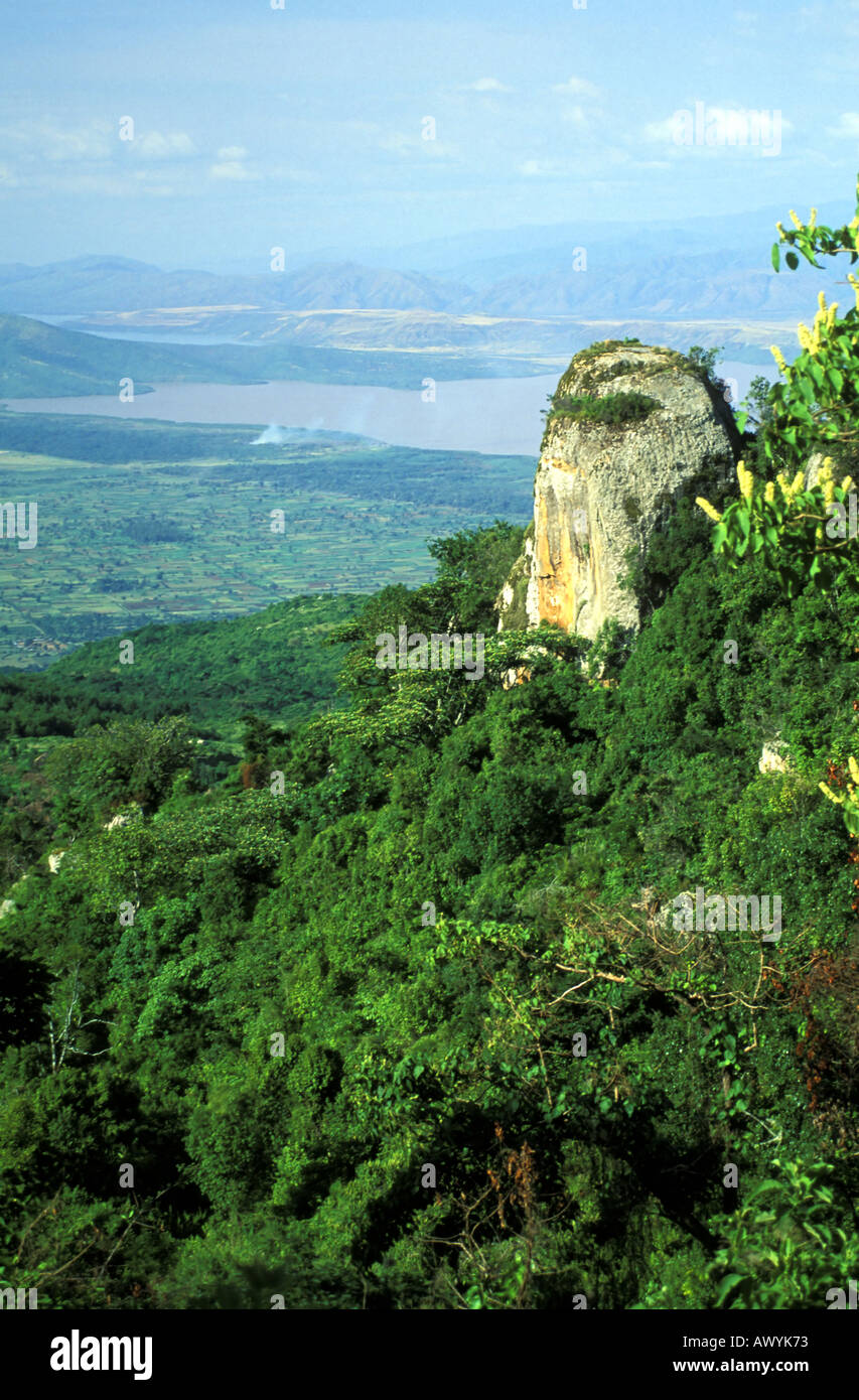 Looking down into the northern Great Rift Valley from above Arba Minch ...