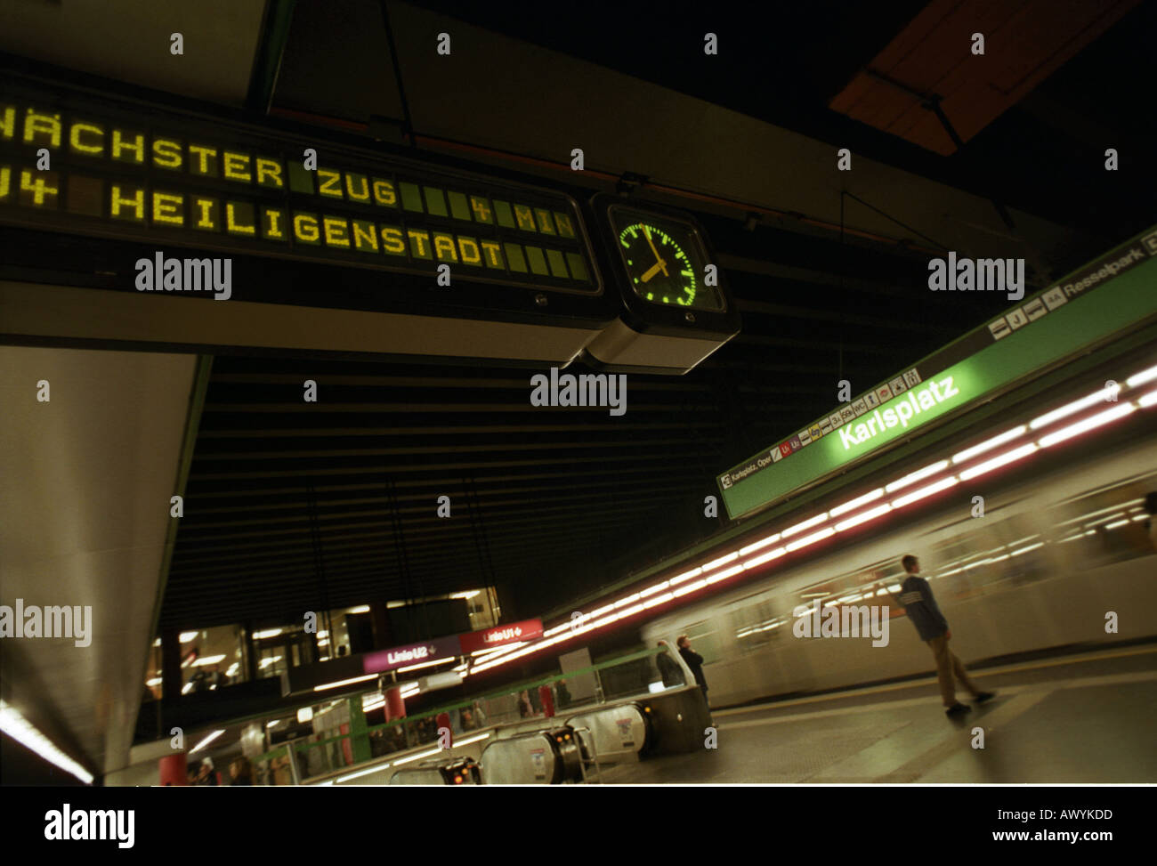 Karlsplatz station on the U4 line of the U-bahn or underground metro ...