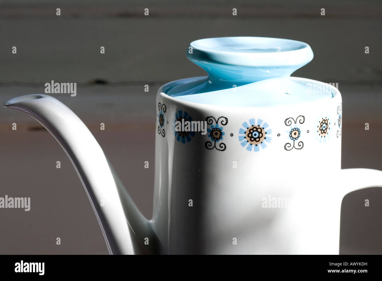 Coffee pot vintage J & G Meakin Stock Photo - Alamy