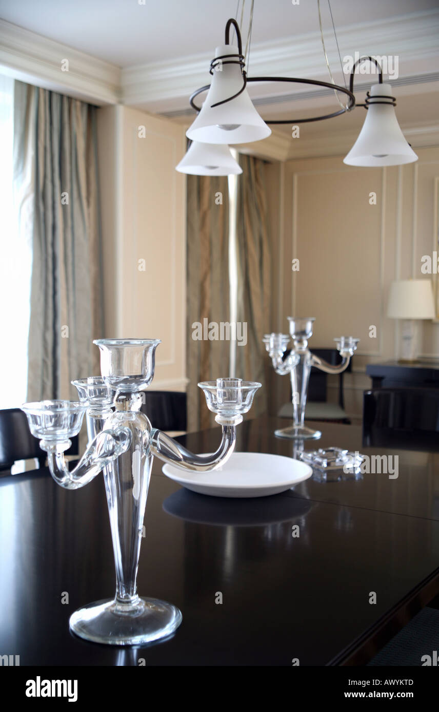 Luxurious hotel hotel table hi-res stock photography and images - Alamy