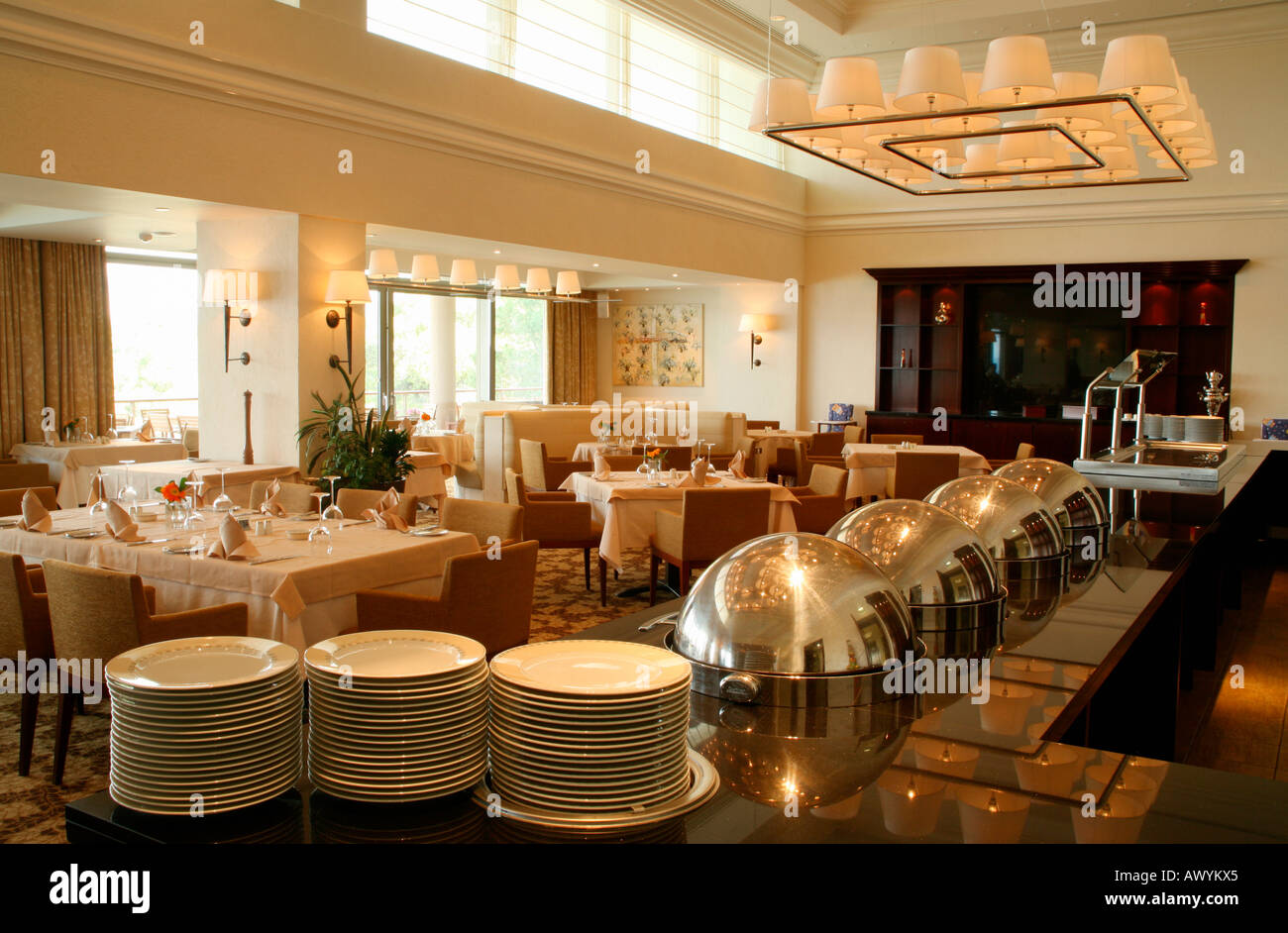 Hotel dining room Stock Photo - Alamy
