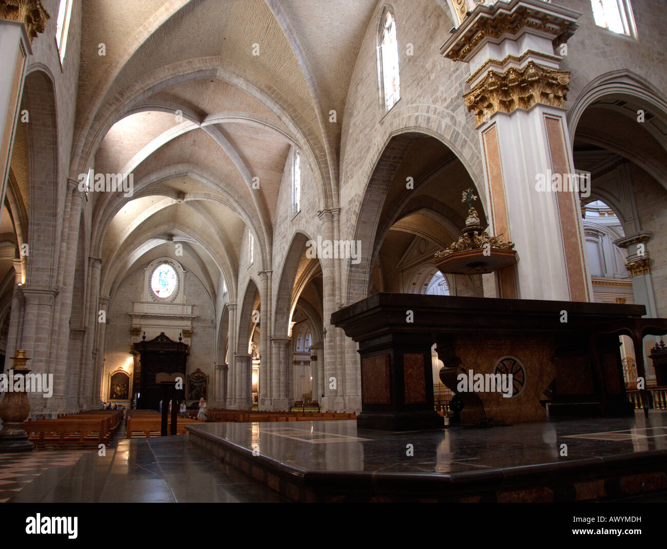Gothic "quadripartite rib vault", seen from Main Altar. Cathedral of ...