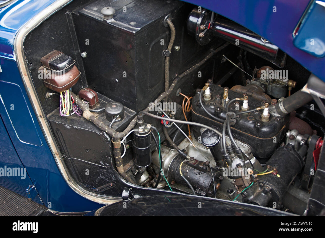 Engine bay of a 1930's Austin 7 motor car Stock Photo - Alamy