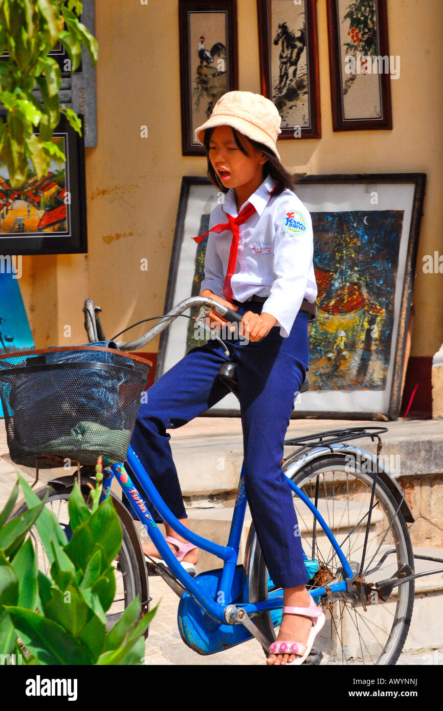 Vietnamese school children cycling High Resolution Stock Photography ...