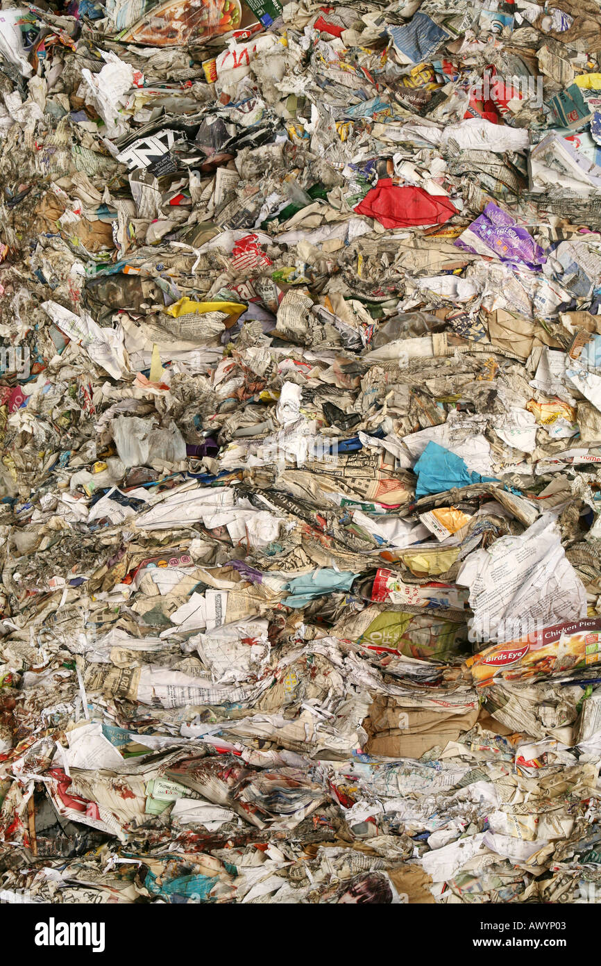 Crush paper hi-res stock photography and images - Alamy