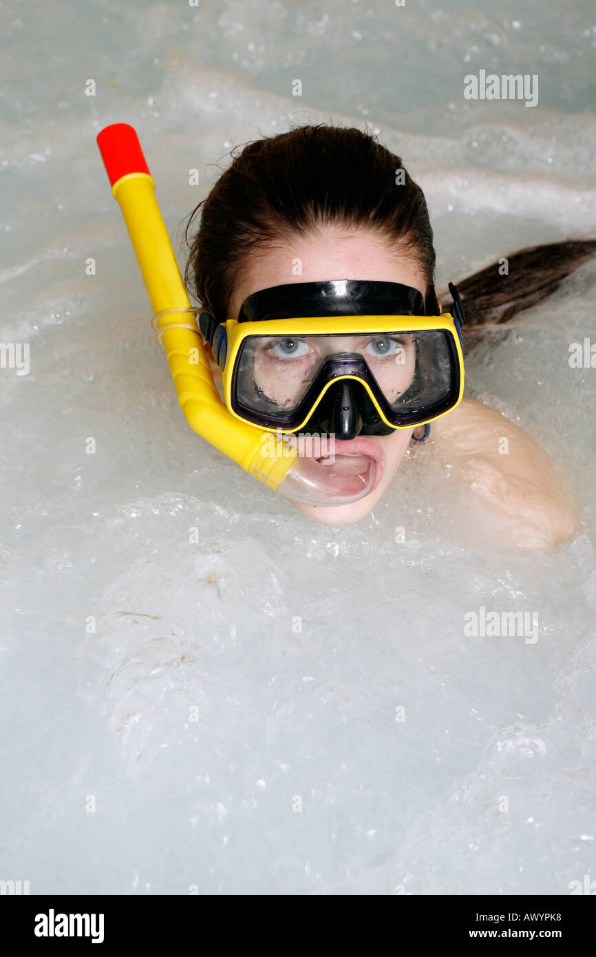 Person wearing swim mask hi-res stock photography and images - Alamy