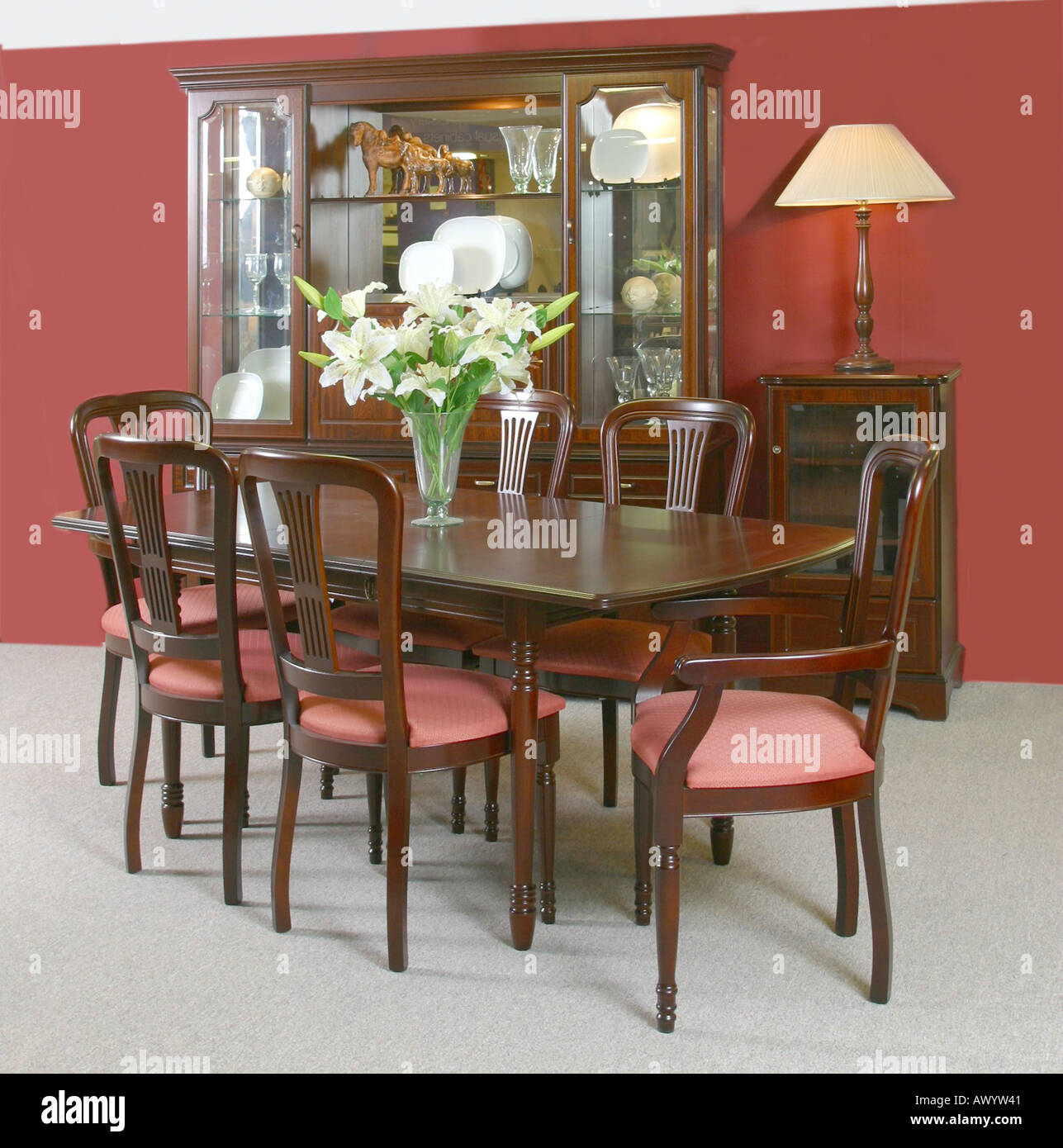 Dinging table hi-res stock photography and images - Alamy