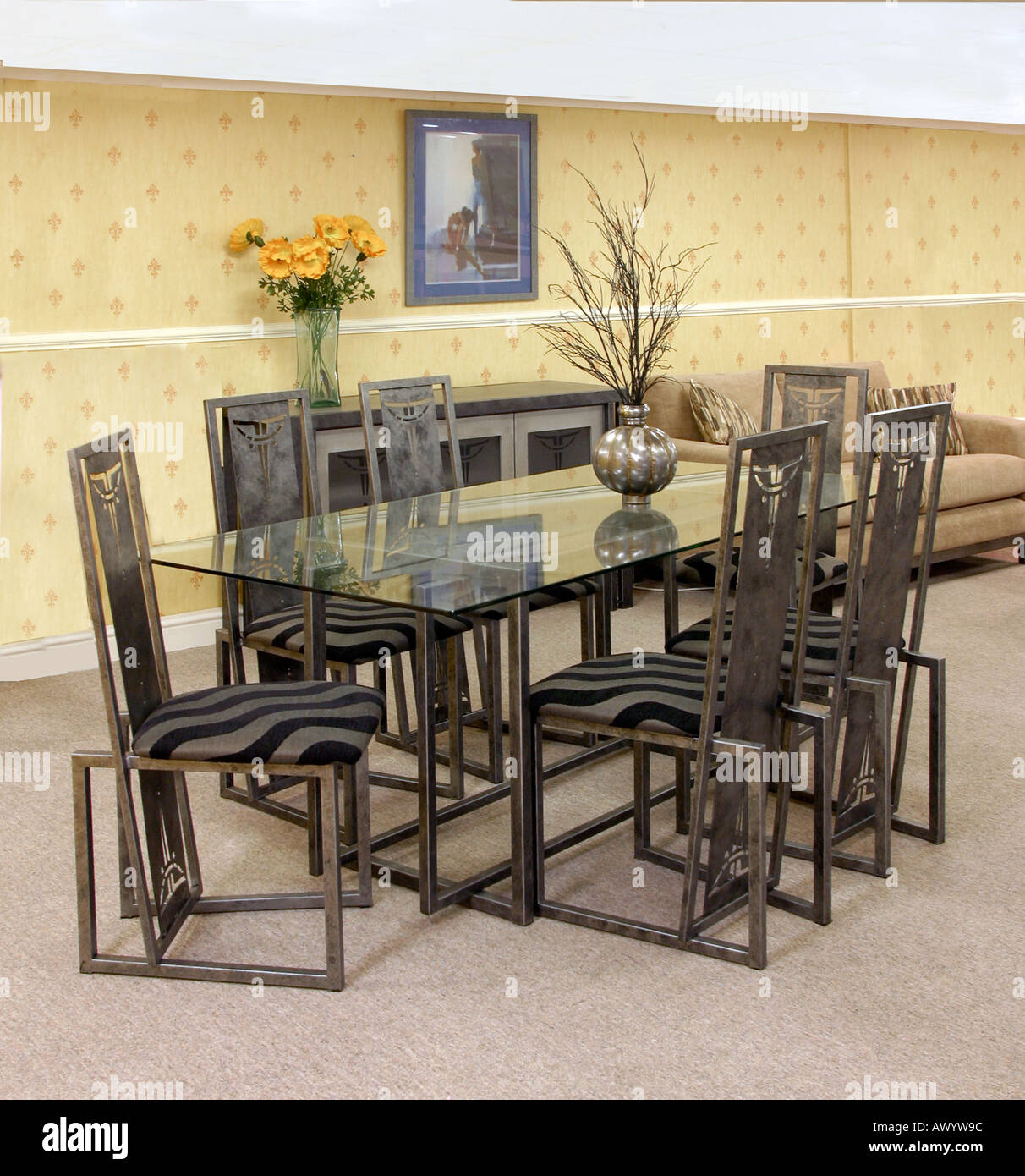 Ding room hi-res stock photography and images - Alamy