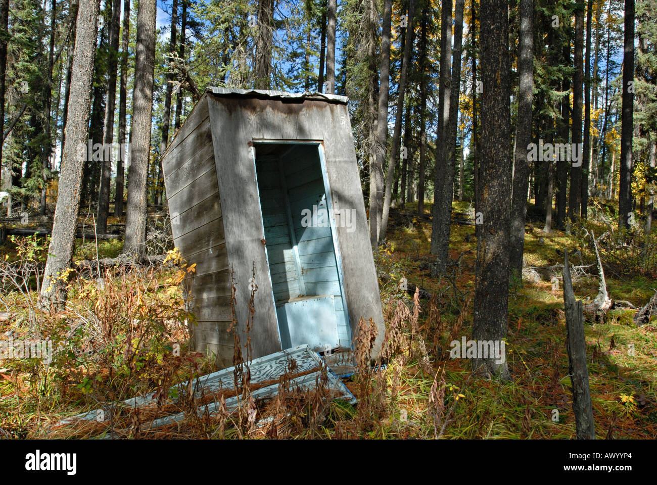 Crapper outhouse hi-res stock photography and images - Alamy