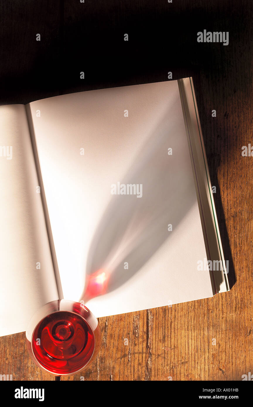 Book page hi-res stock photography and images - Alamy