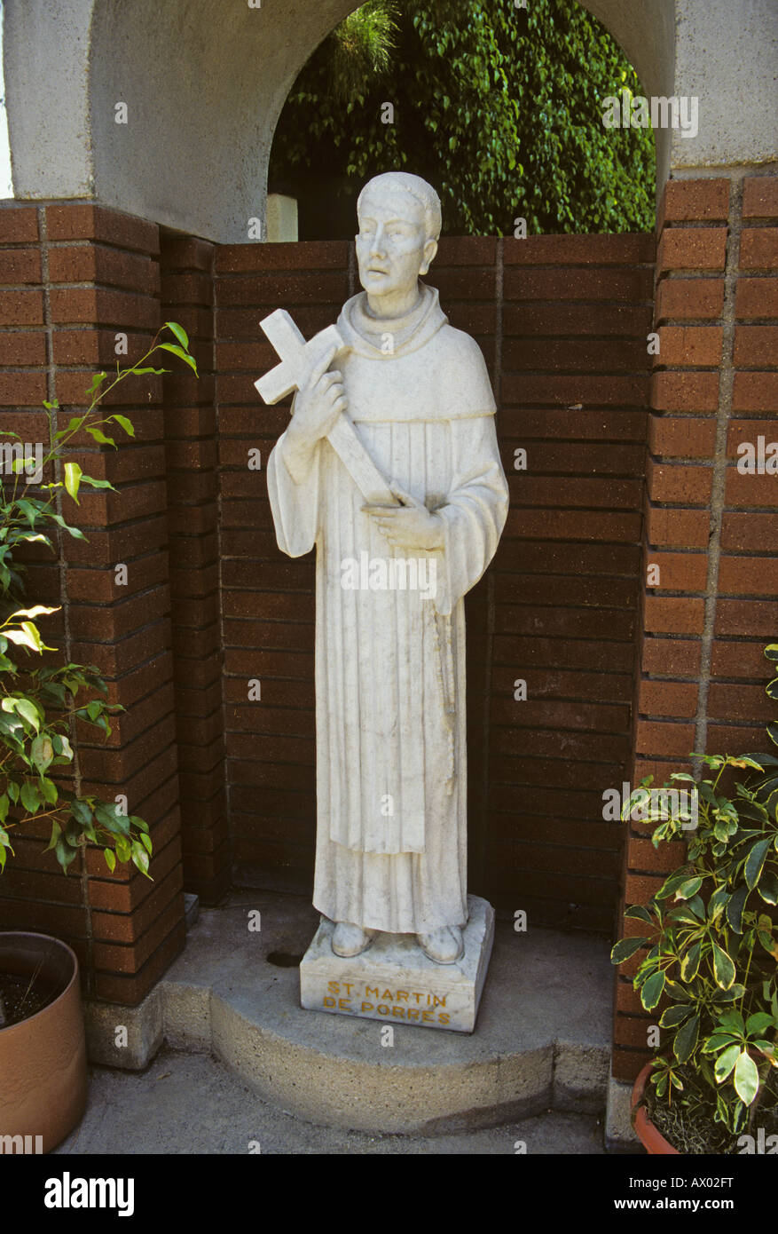 Saint martin de porres hi-res stock photography and images - Alamy
