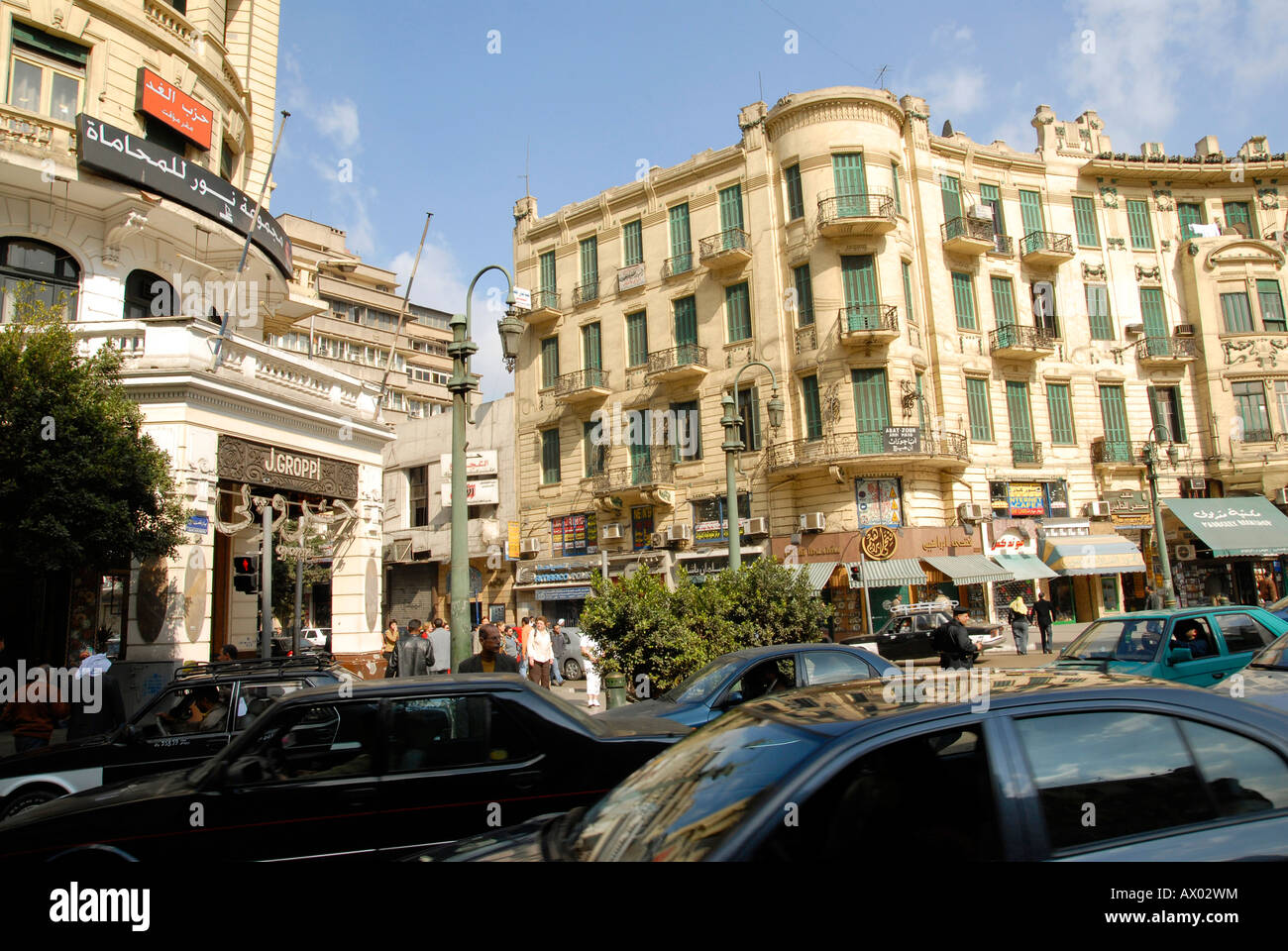A busy morning in downtown Cairo, Egypt Stock Photo - Alamy