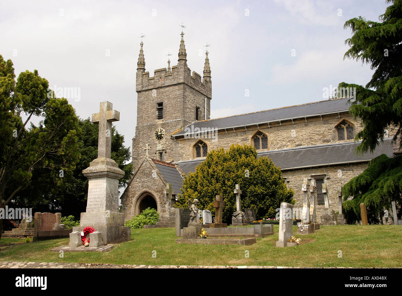 UK Worcestershire Evesham Church Lench All Saints Parish church Stock ...